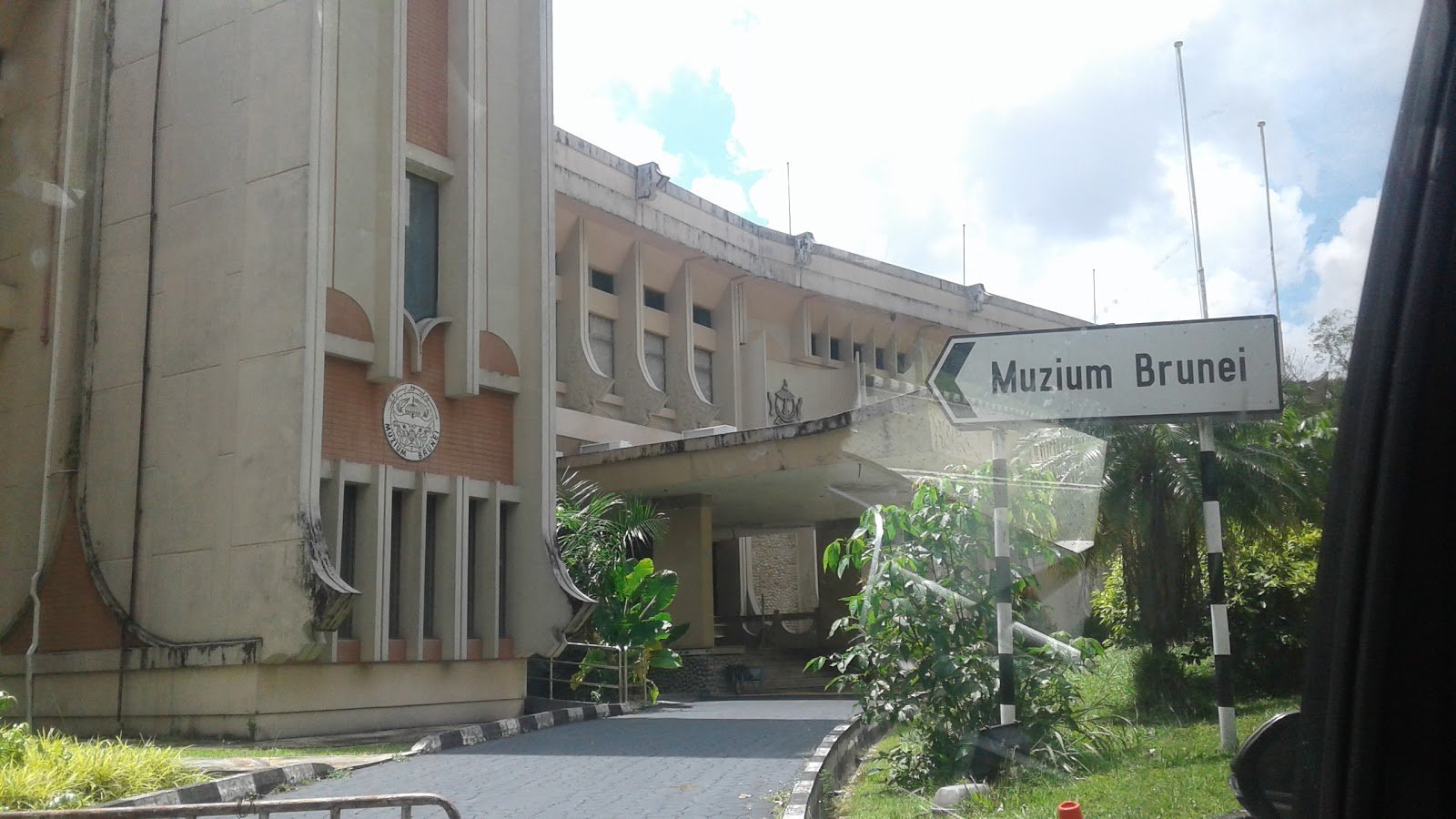Top 10 Historical Sites for Tourists in Brunei.